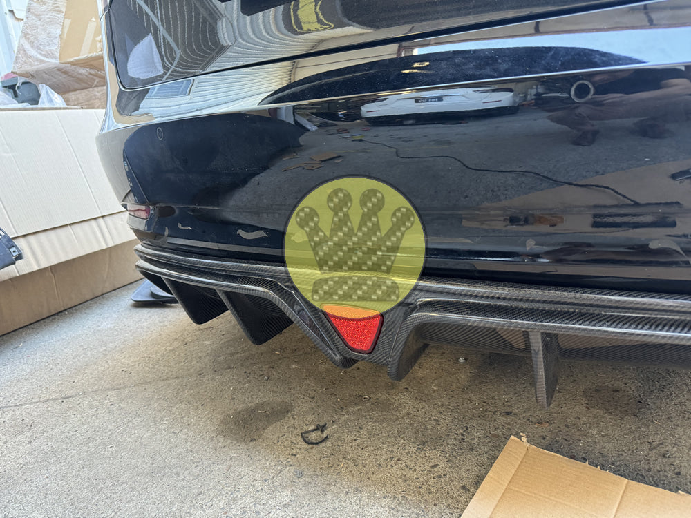 Carbon Fiber Diffuser with break light - Model 3 – bodykit kingdom