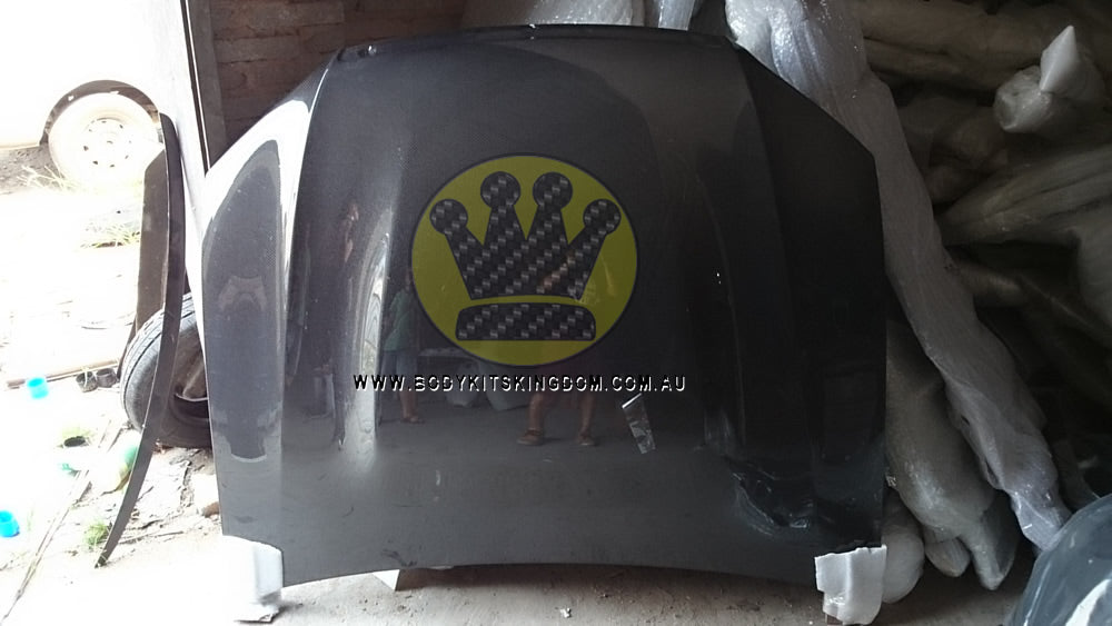Carbon Fiber Bonnet with Garnish - FG Falcon – bodykit kingdom