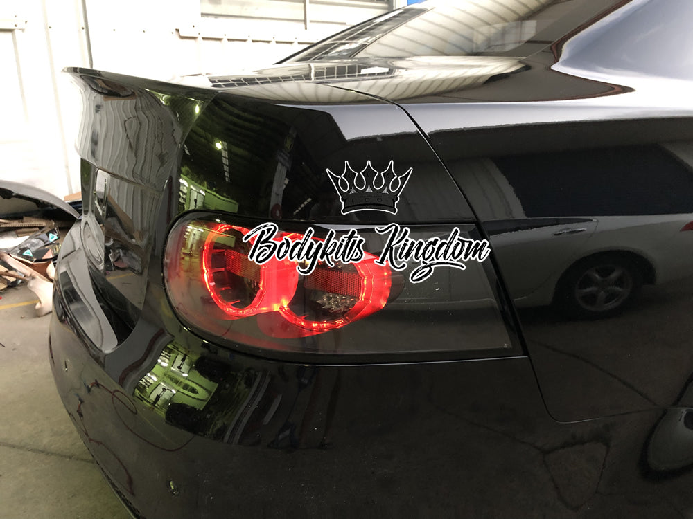 Carbon Fiber Ducktail Boot Lid - VE Series 1 / 2 HSV – bodykit kingdom
